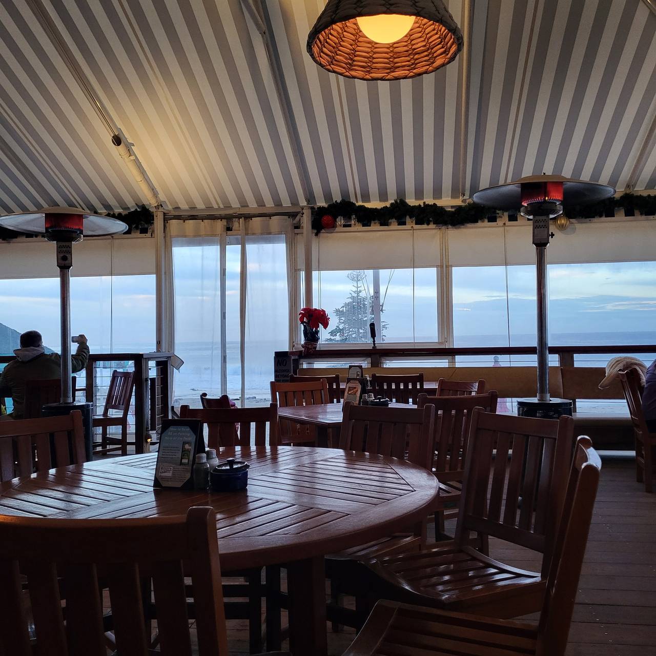Beachcomber Crystal Cove Restaurant Logo The Beachcomber Cafe At