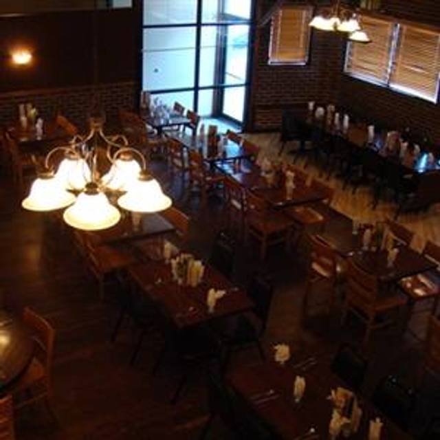 Badger Crossing Pub & Eatery - Updated 2026, American Restaurant in ...