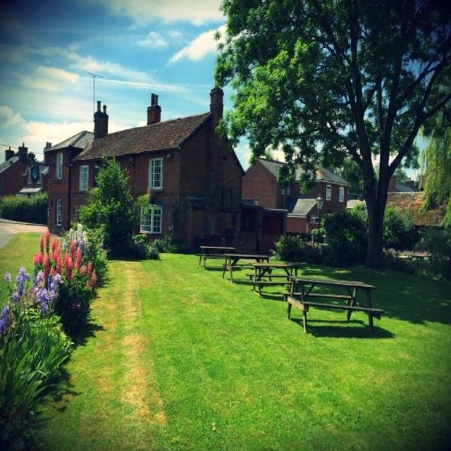 The Swan Stewkley - Updated 2026, Gastro Pub in Stewkley, Buckinghamshire