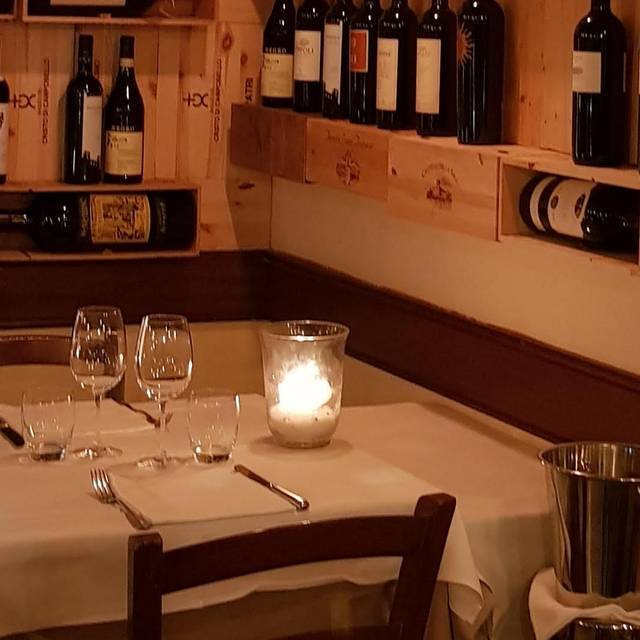 Contrario Vineria Con Cucina - Actualizado en 2025, restaurante ...