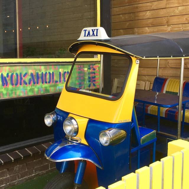 Wokaholic Restaurant - Melbourne, VIC | OpenTable