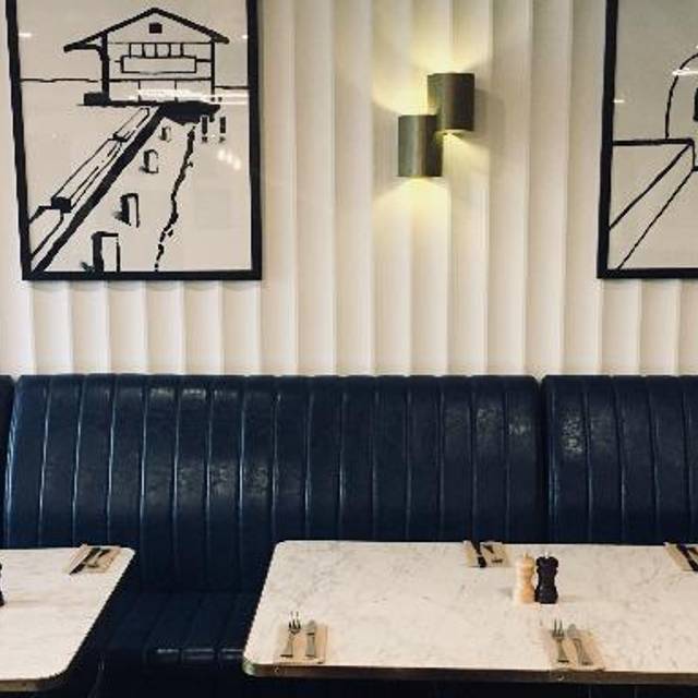 Hotel Delany - Updated 2025, Italian Restaurant in Newcastle, NSW