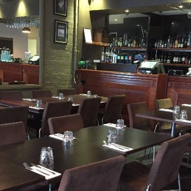 Vons Restaurant and Bar - Updated 2025, Italian Restaurant in Melbourne ...