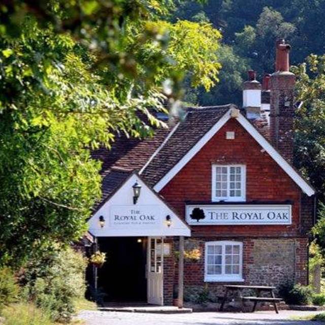 The Royal Oak - Midhurst - Updated 2025, British Restaurant in Midhurst ...