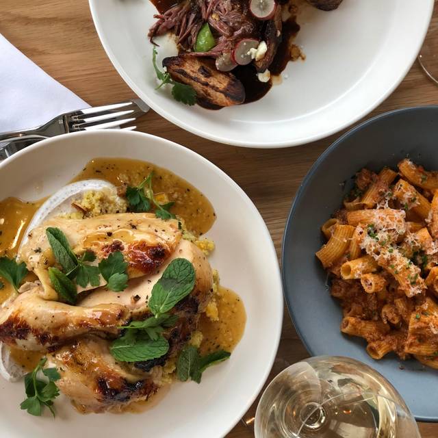 Hedge Row American Bistro - Actualizado en 2025, restaurante ...