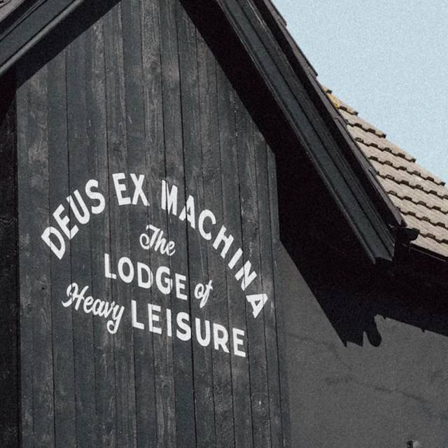 Restaurante Deus Ex Machina -The Lodge Of Heavy Leisure - Bournemouth ...