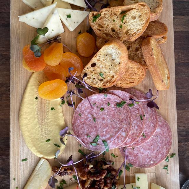 The Well & Table Restaurant - Issaquah, WA | OpenTable