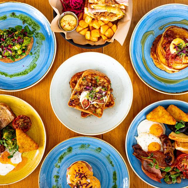 Giraffe - Victoria - Updated 2025, International Restaurant in London, ENG