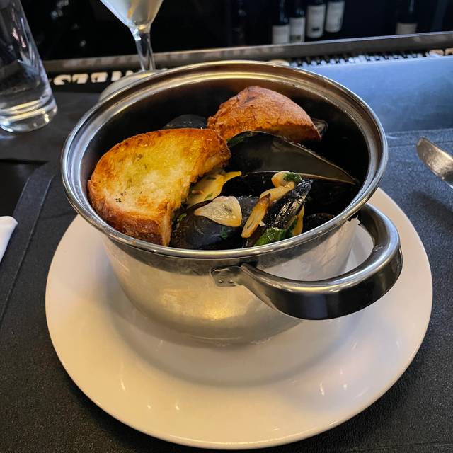 Averna Italian Steakhouse Restaurant - Rye, NY | OpenTable