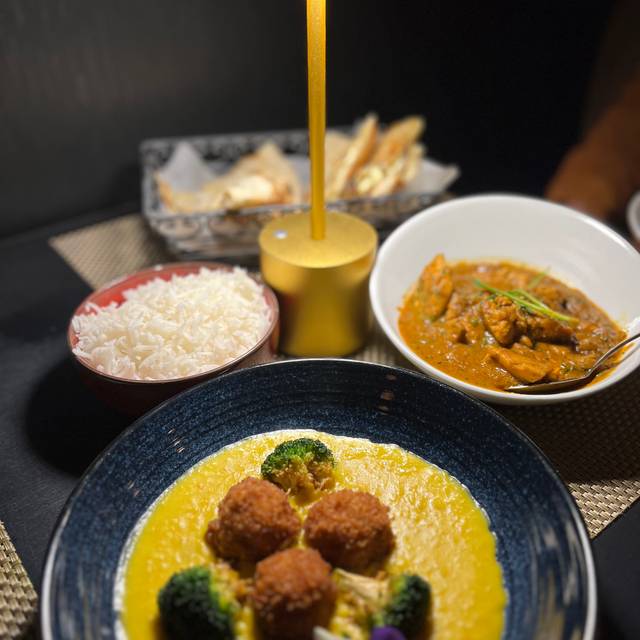 aRoqa, New York. Restaurant Info, Reviews, Photos - KAYAK