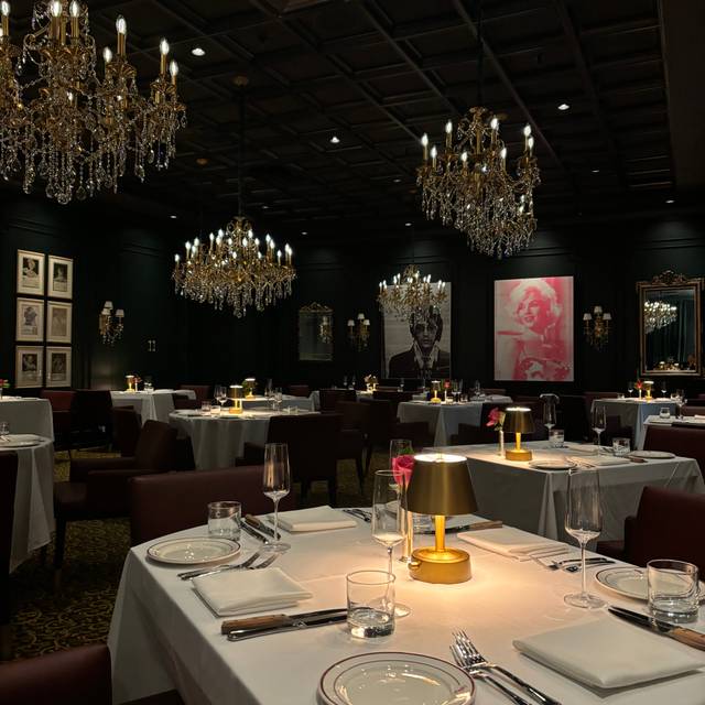 Papi’s Restaurant - London, ON | OpenTable