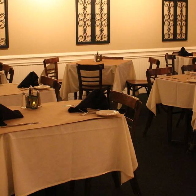 Volares Restaurant - Rutherford, NJ | OpenTable