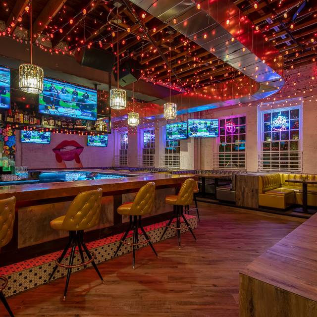 Restaurante Bandit On Two - Chicago, IL | OpenTable