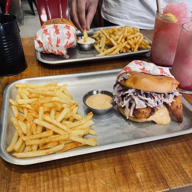 Roost Chicken San Andrés Restaurant - Madrid, MD | OpenTable