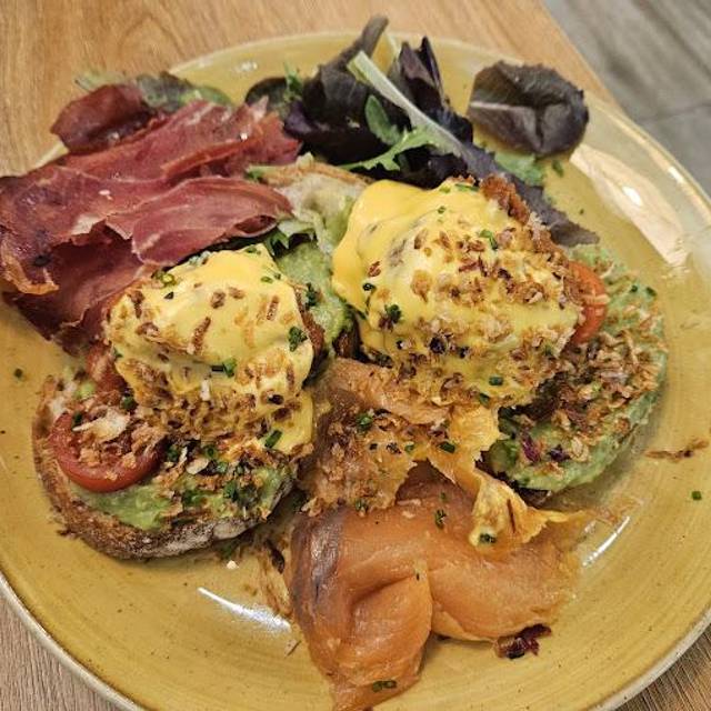 Zenith Brunch & Cocktails Madrid - Updated 2025, International ...