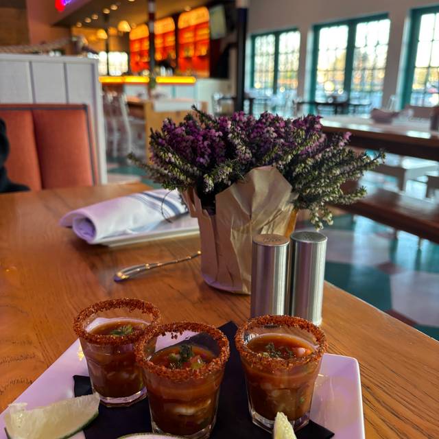 Pesca Coastal Classics and Boozy Cocktails Restaurant - Dallas, TX ...