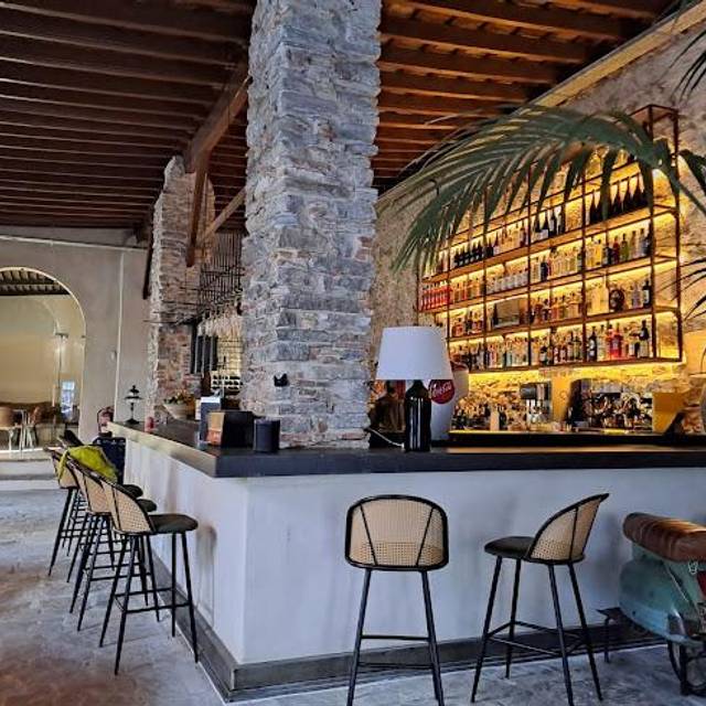 Lia.Me Restaurante - Updated 2026, Traditional Spanish Restaurant in ...