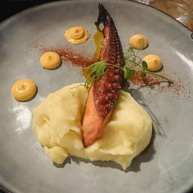 Taberna Tío Martín Restaurant - Playa de la Américas, Santa Cruz de ...