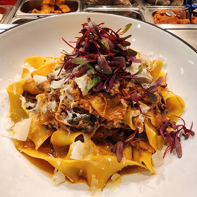 Lusi Italian Kitchen & Pizzeria Restaurant - Calgary, AB | OpenTable