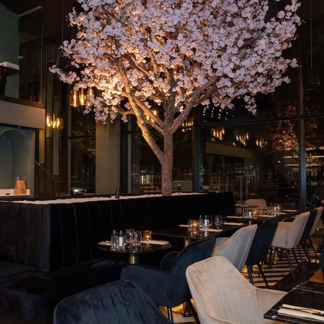 The Tree Restaurant - Paris, Ile-de-France | OpenTable
