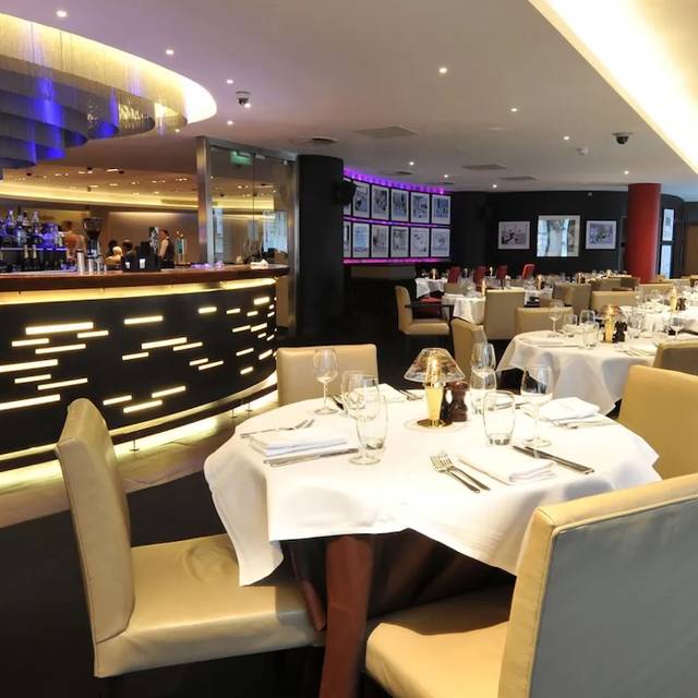 Marco Pierre White Steakhouse Bar & Grill Nottingham Restaurant ...