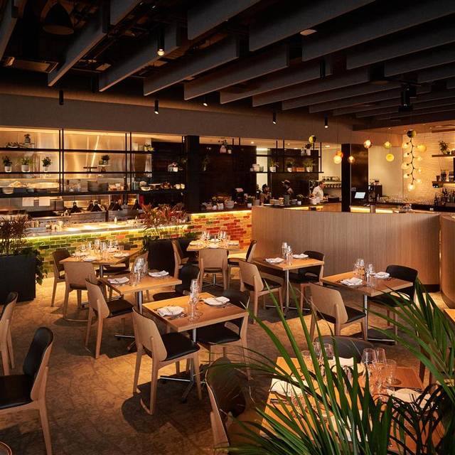 Gather Craft Kitchen & Bar at Assiniboine Park Restaurant - Winnipeg ...