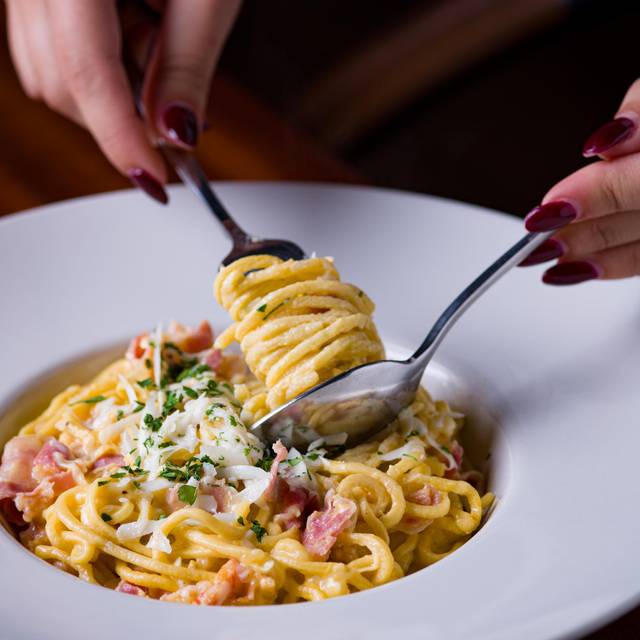 BOX 208 Italian Food Restaurant - Matosinhos, Matosinhos | OpenTable