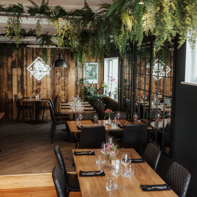 Restaurante New Coast Kitchen - Croyde, , Devon | OpenTable