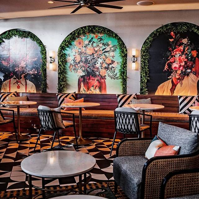 Restaurante 55 Seventy - Dallas, TX | OpenTable