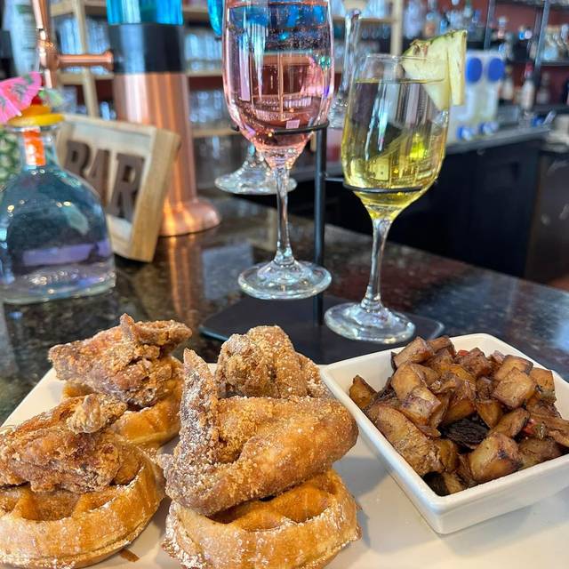 Bea’s Kitchen & Kocktails Restaurant - Richton Park, IL | OpenTable