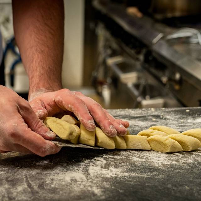 Centra Hotel Restaurant - Geelong, AU-VIC | OpenTable