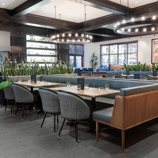 Earls Kitchen + Bar - Port Coquitlam Restaurant - Port Coquitlam, BC ...