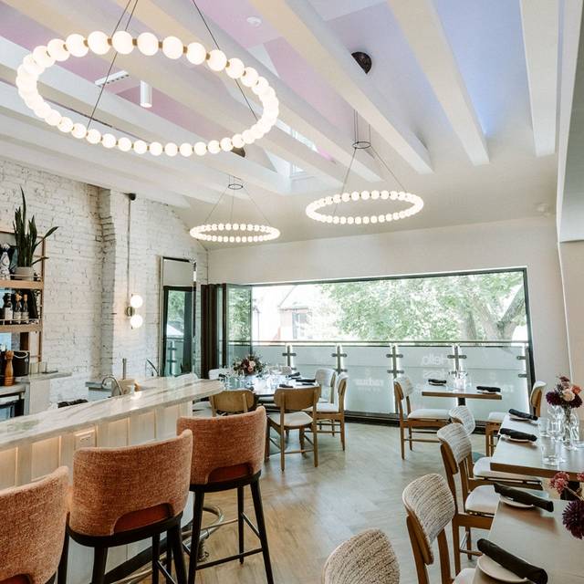 radius® on Hess Restaurant - Hamilton, ON | OpenTable