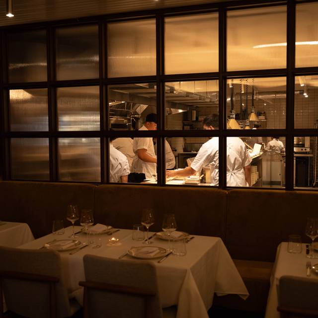 Linny S Restaurant Toronto On Opentable