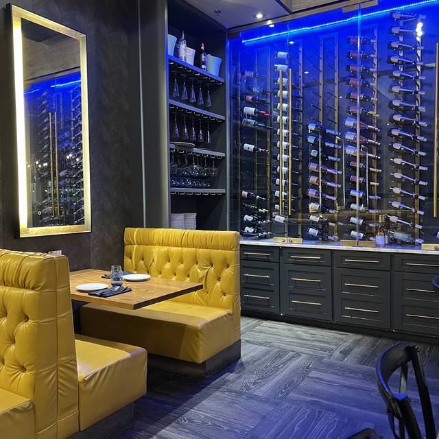 Bella Vita - Blue Diamond Restaurant - Las Vegas, NV | OpenTable