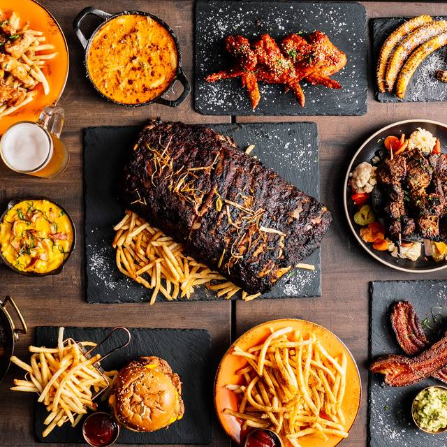 Elements Smokehouse and Bar Darlinghurst Restaurant - Darlinghurst, AU ...