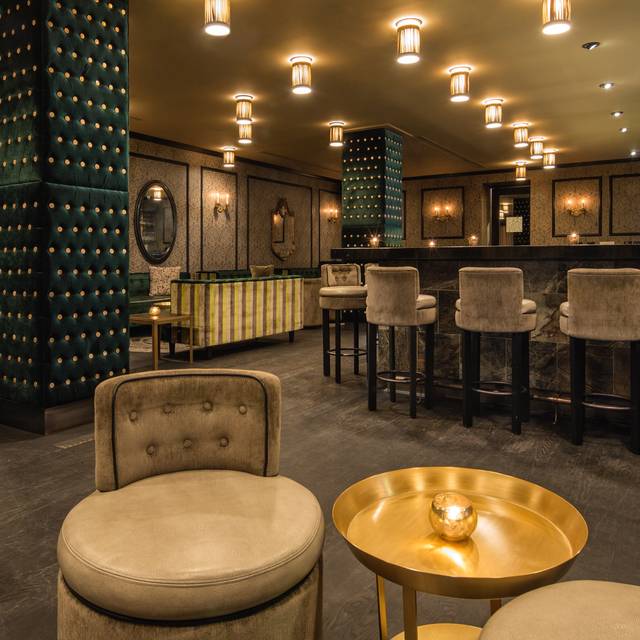 The Rickey Cocktail Lounge at Dream Midtown - New York, NY | OpenTable