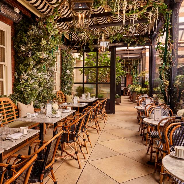 Dalloway Terrace Restaurant - London, London | OpenTable