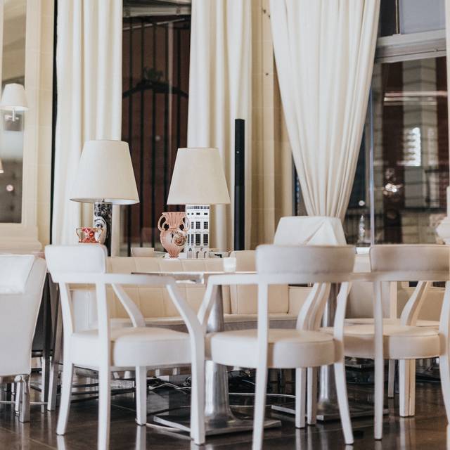 Restaurante Restaurant Bon - Paris, Ile-de-France | OpenTable