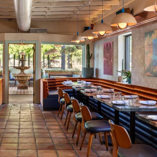 Maximo Restaurant - West University Place, TX | OpenTable