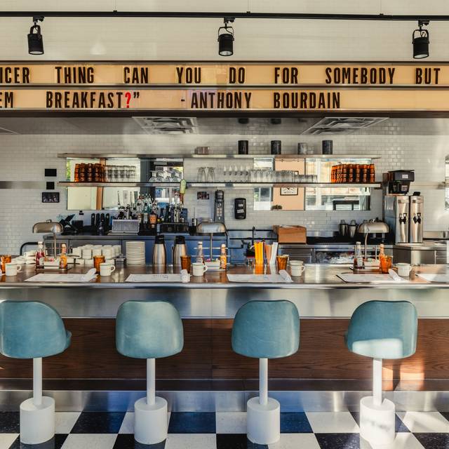 5th Street Diner Restaurant - Austin, TX | OpenTable