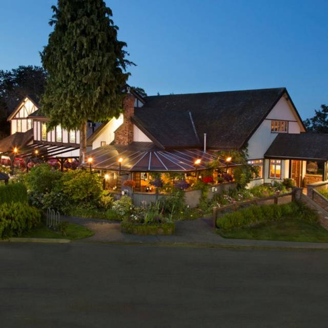 4 Mile Brewpub & Restaurant - Victoria, BC | OpenTable
