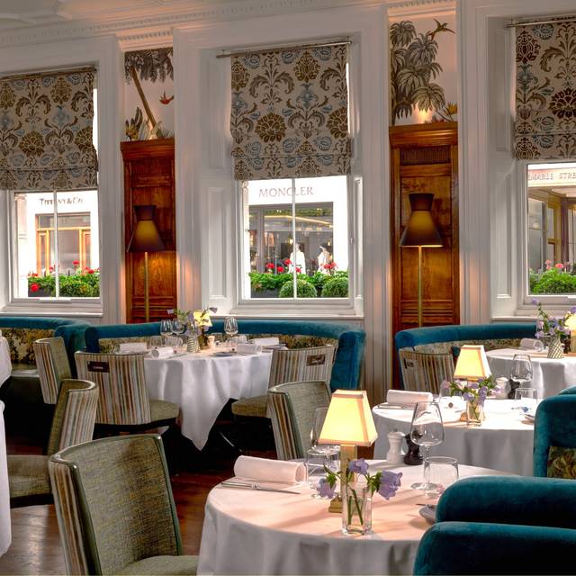 Charlie's Restaurant - London | OpenTable