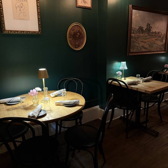 The Daisy Restaurant - Cohoes, NY | OpenTable