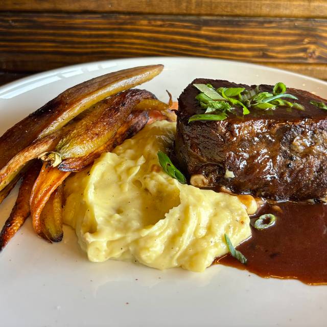 Bullpen Grill and Watering Hole - Updated 2025, Grill in Camp Verde, AZ