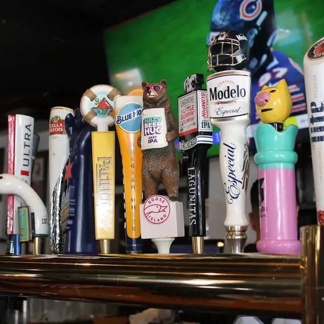 Output Lounge & Sports Bar - Berwyn, IL | OpenTable