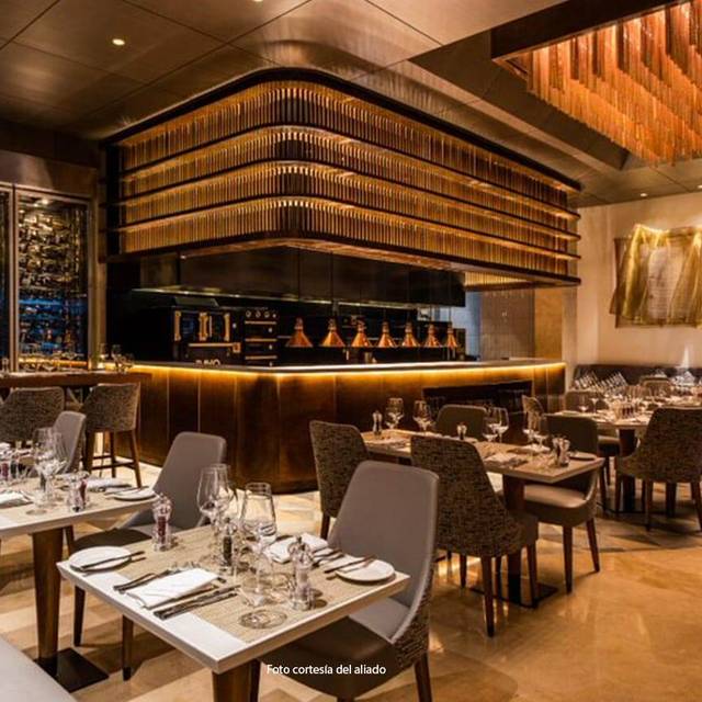 Restaurante Factory Steak& Lobster - Marriott Bogotá - Bogotá, Bogota ...