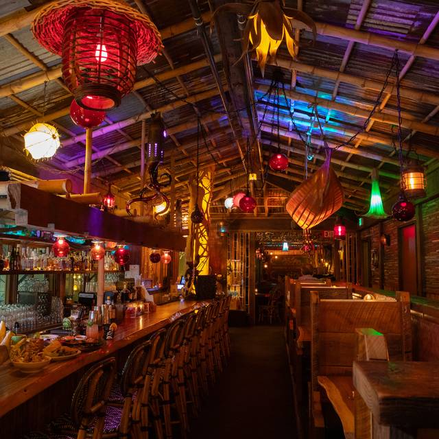 McMenamins Nui Nui at Anderson School Restaurant - Bothell, WA | OpenTable