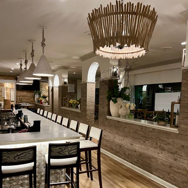 Parea Greek Kitchen Restaurant - Arlington Heights, IL | OpenTable