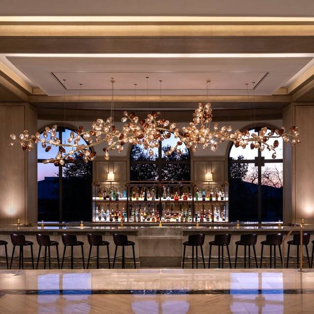 Juniper Lounge @ The Ritz Carlton Dallas, Las Colinas Restaurant ...
